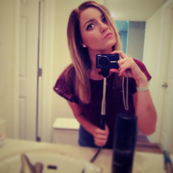 23 Weird Selfie Ideas that Prove Selfie Sticks MUST GO!