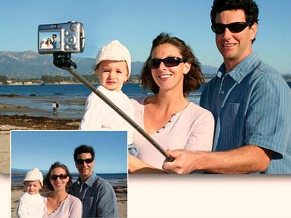 23 Weird Selfie Ideas that Prove Selfie Sticks MUST GO!